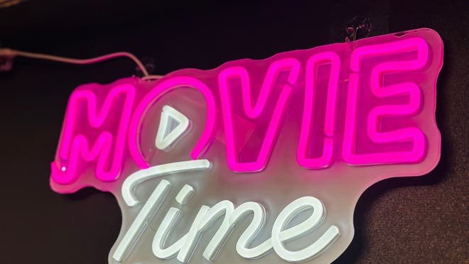 【シアタールーム天王寺】◇個室映画館◇駅近2分🚃高機能プロジェクター🎬プライベートシアター🍿ライブ映像・推し活・デートの写真8