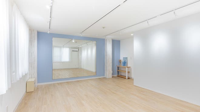 柏駅西口から徒歩5分のピラティススタジオ!の写真1