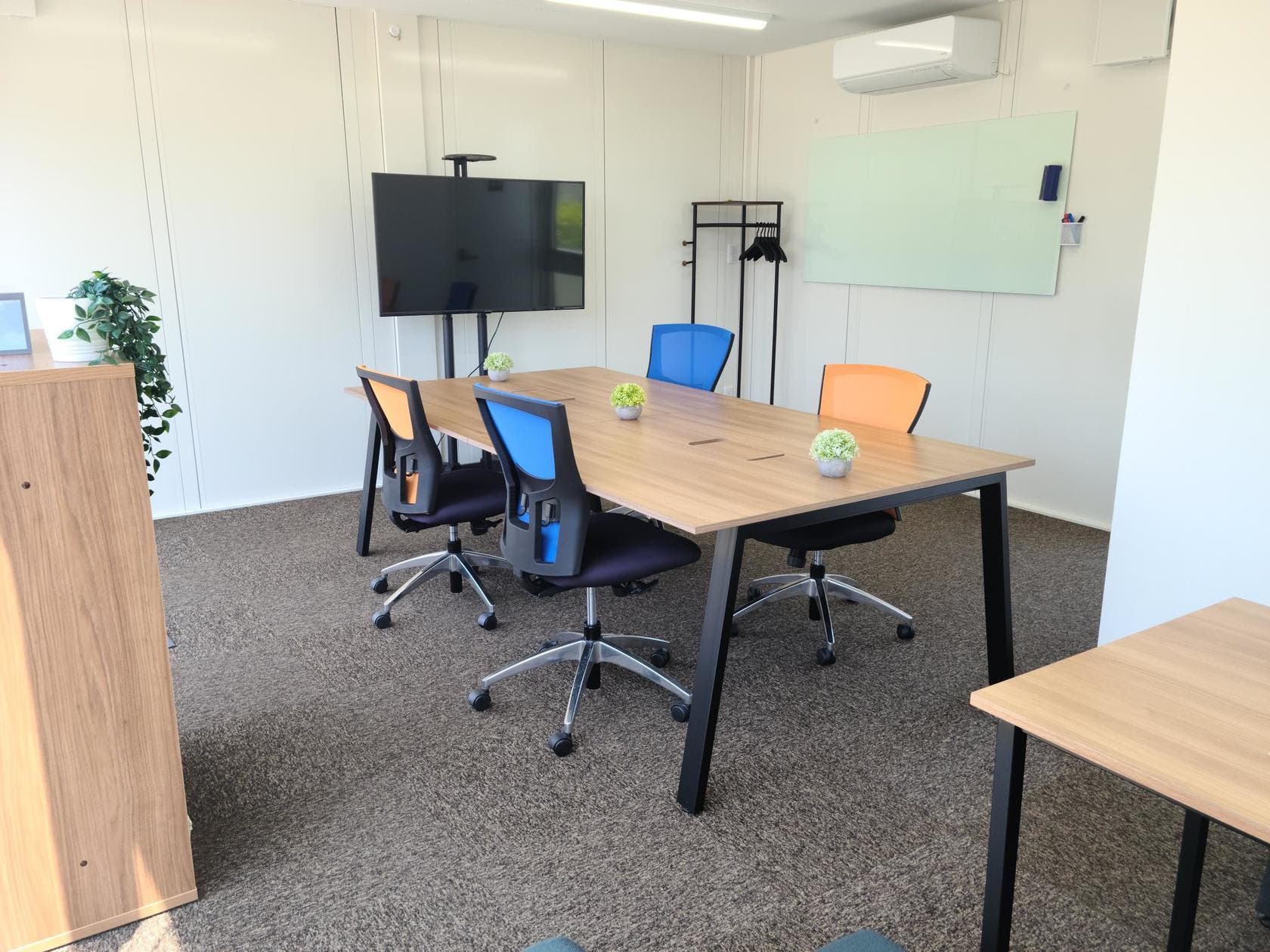 【Meeting】✨U-SPACE函館店✨会議や打ち合わせにぴったりのオフィススペースです♪Wi-Fi/北斗市の写真3