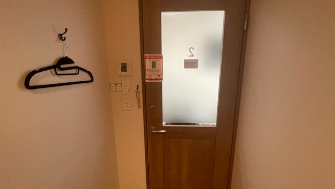 【¥330/30分!小岩駅から1分】モニター・フリードリンク付き1名個室(個室2)※予約時間前は入室不可の写真3