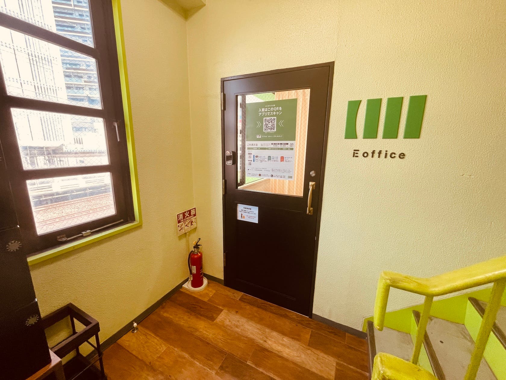 【¥440/30分！小岩駅から1分】モニター・フリードリンク付き4名会議室（Room B）※予約時間前は入室不可の写真7