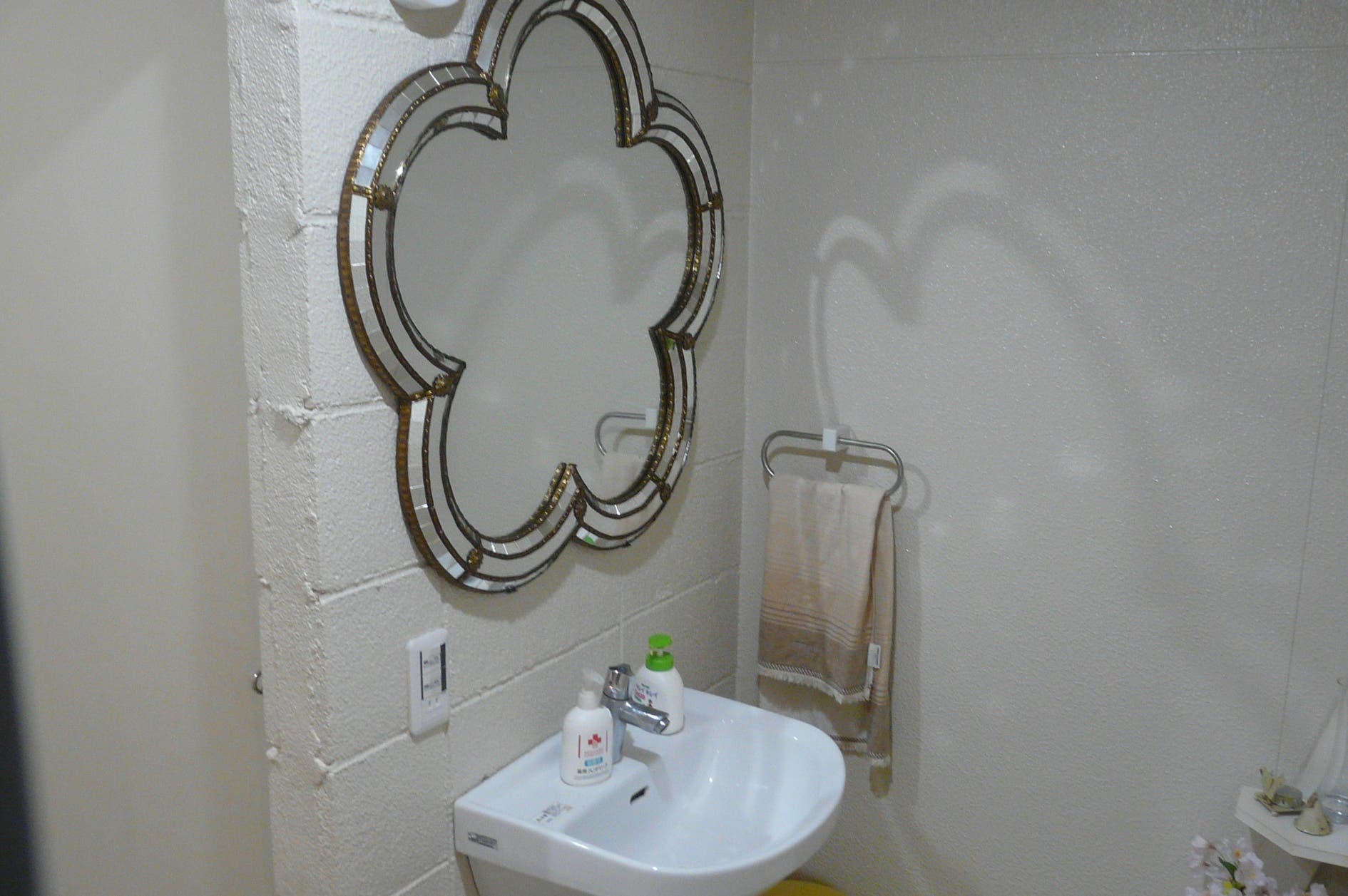 ウエディングのロケーション前撮り ・ウエディングフォト・ブライダル 撮影のメイクスペース・フィッティングスペースの写真5