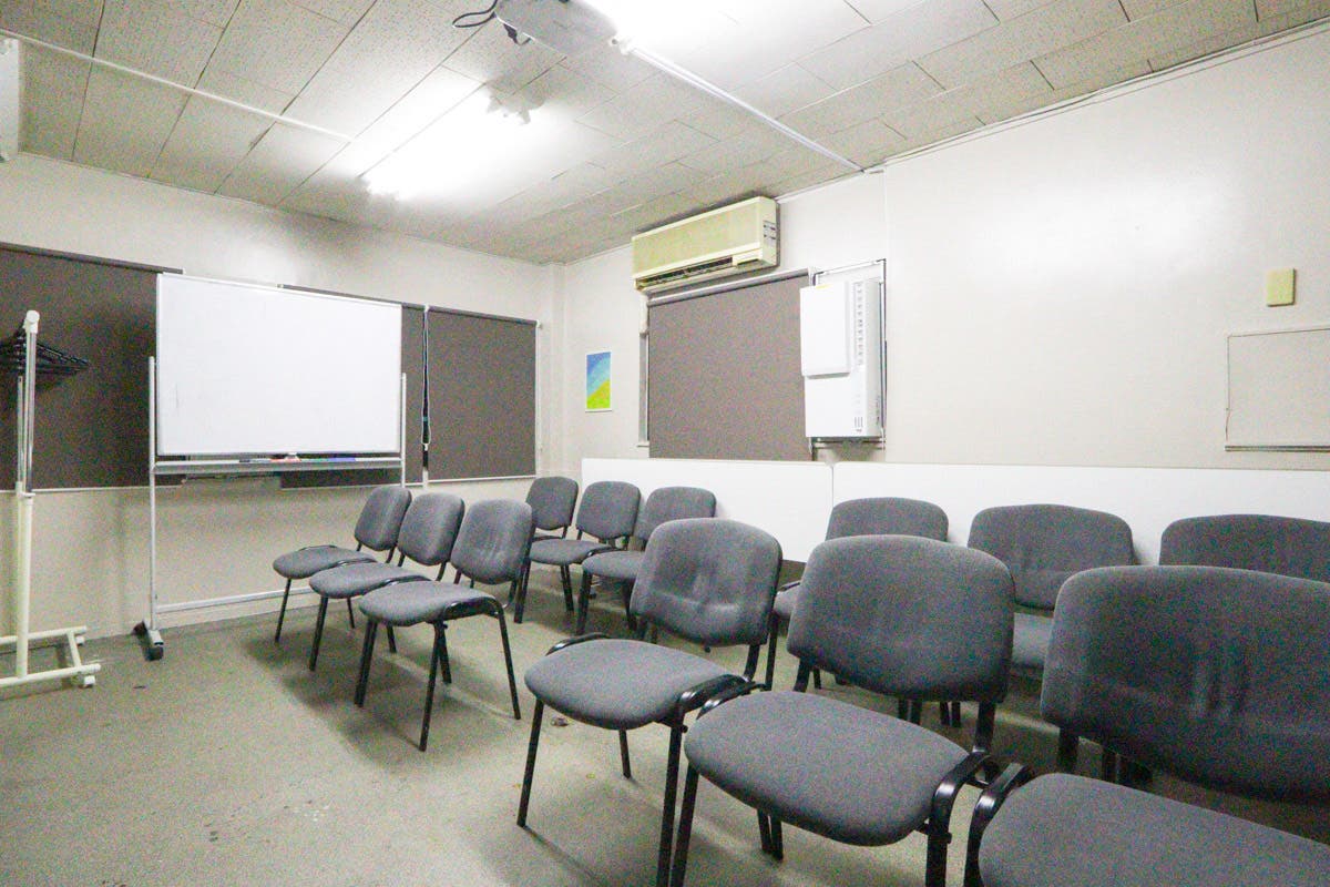 【飯田橋駅A2出口から20秒・JR改札間近・最安】会議向け！天吊りプロジェクター・WiFi無料！ふれあい貸し会議室 飯田橋No9の写真7