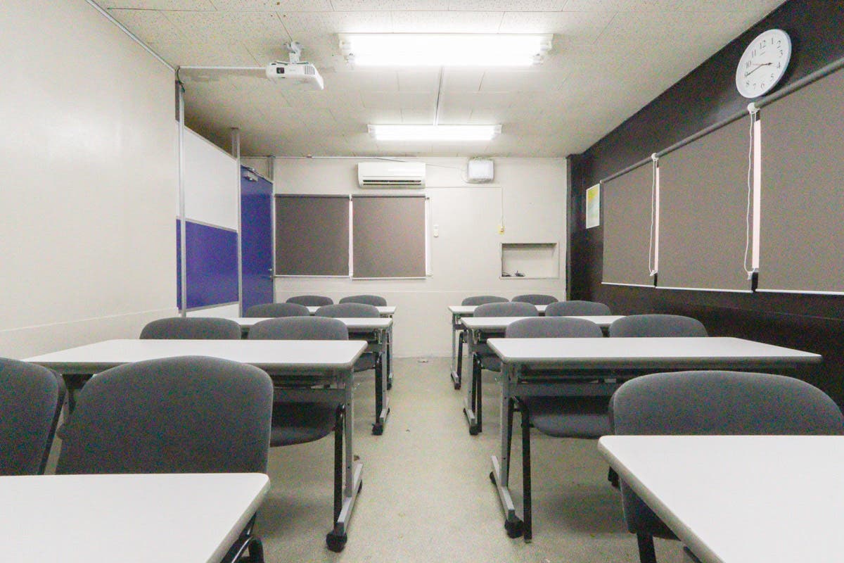 【最安！飯田橋駅A2出口20秒・JR改札間近】セミナー向け！天吊りプロジェクター・WiFi無料！ふれあい貸し会議室 飯田橋No8の写真6