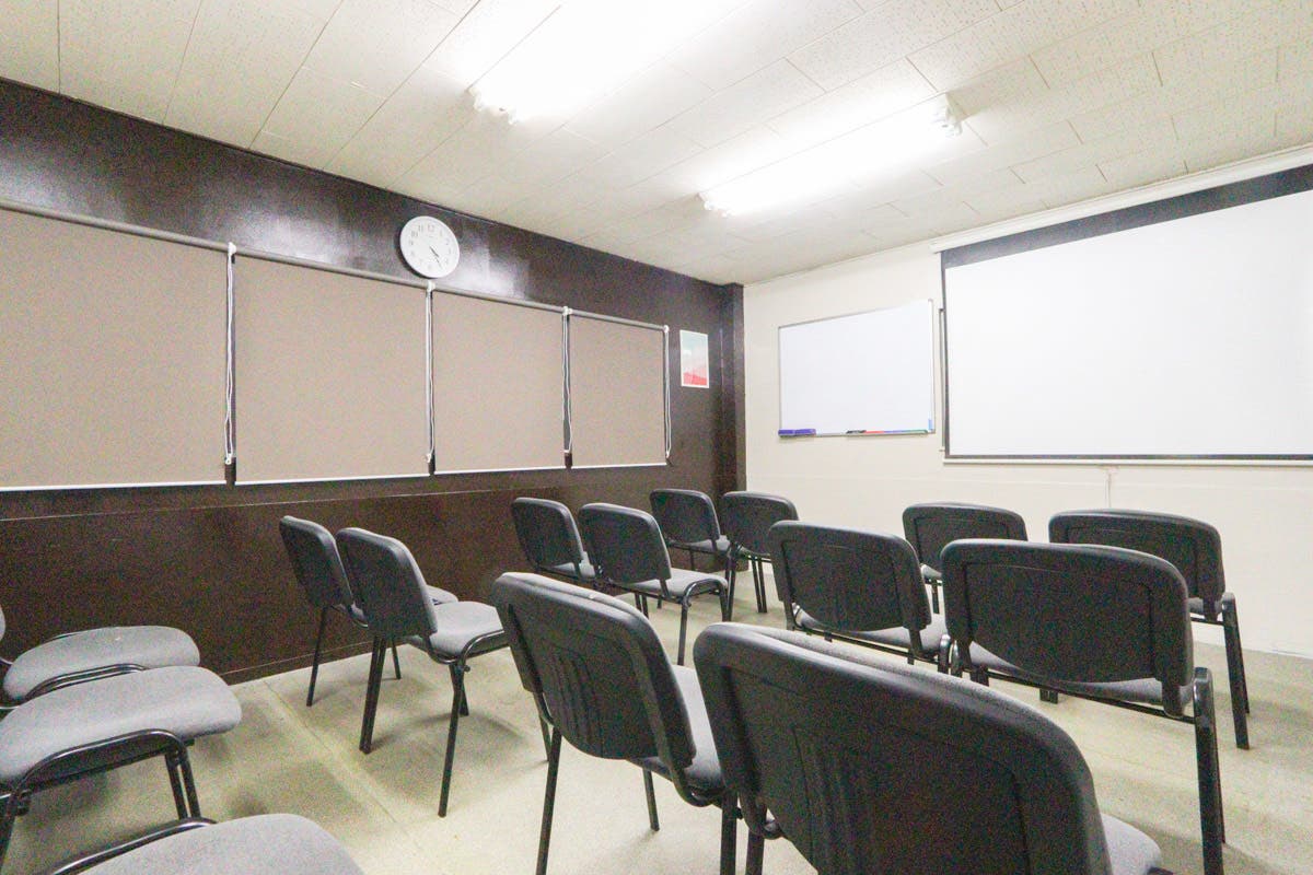 【最安！飯田橋駅A2出口20秒・JR改札間近】セミナー向け！天吊りプロジェクター・WiFi無料！ふれあい貸し会議室 飯田橋No8の写真17