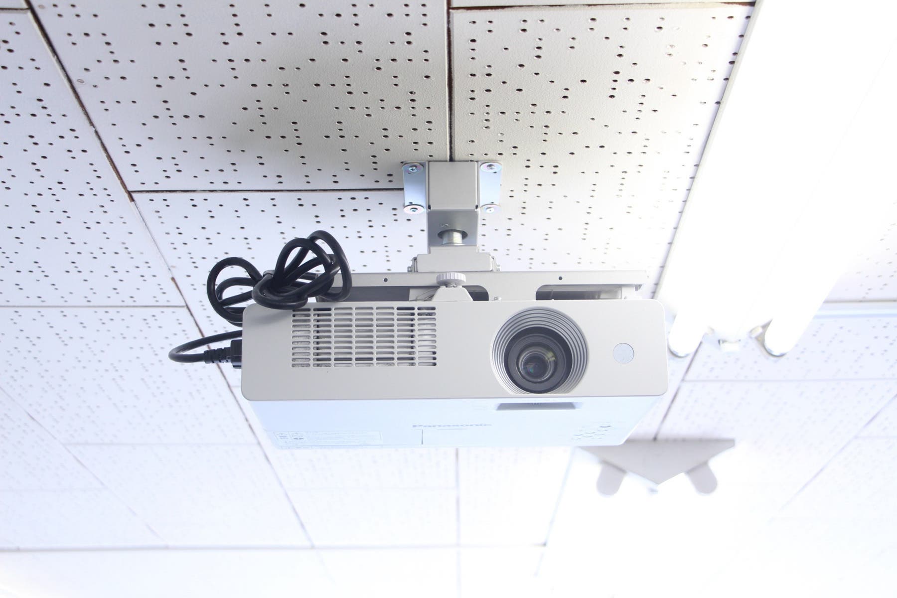 【最安！飯田橋駅A2出口20秒・JR改札間近】セミナー向け！天吊りプロジェクター・WiFi無料！ふれあい貸し会議室 飯田橋No8の写真22