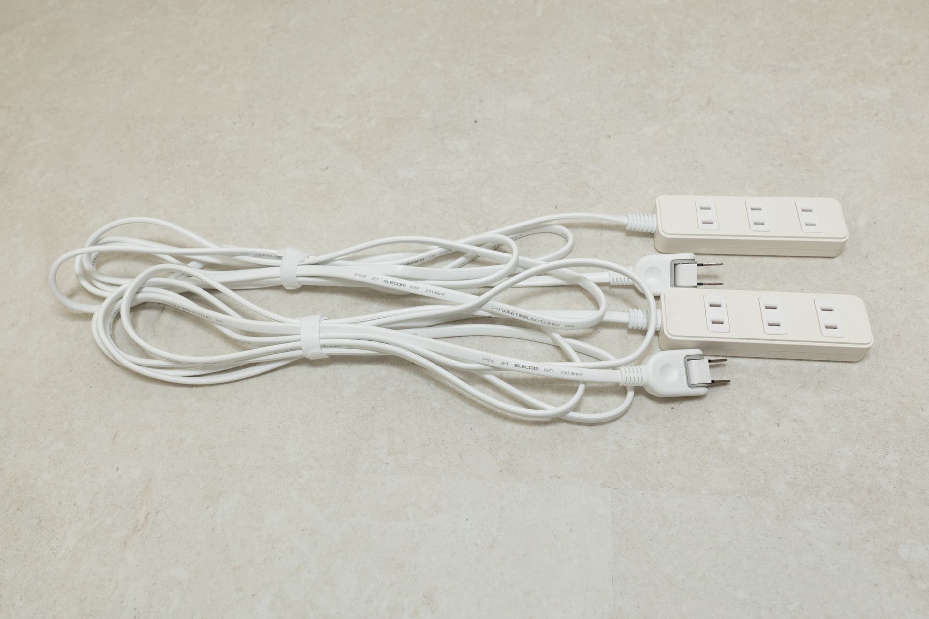 新宿駅3分🚃24H/最大32名着席🎉電動大型スクリーン🎬映画・大人気ゲーム機が大迫力🎮おしゃれなケータリング♪の写真17