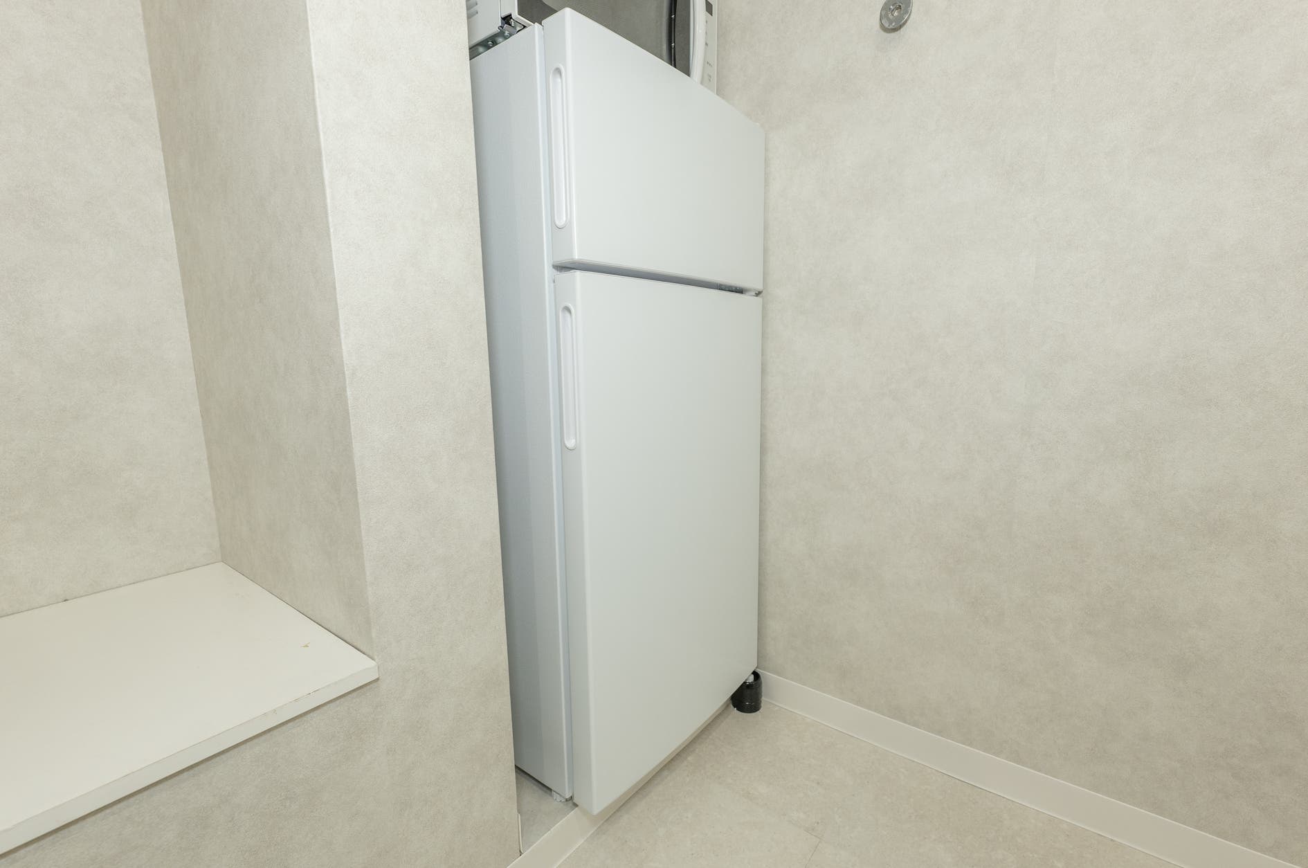 新宿駅3分🚃24H/最大32名着席🎉電動大型スクリーン🎬映画・大人気ゲーム機が大迫力🎮おしゃれなケータリング♪の写真20