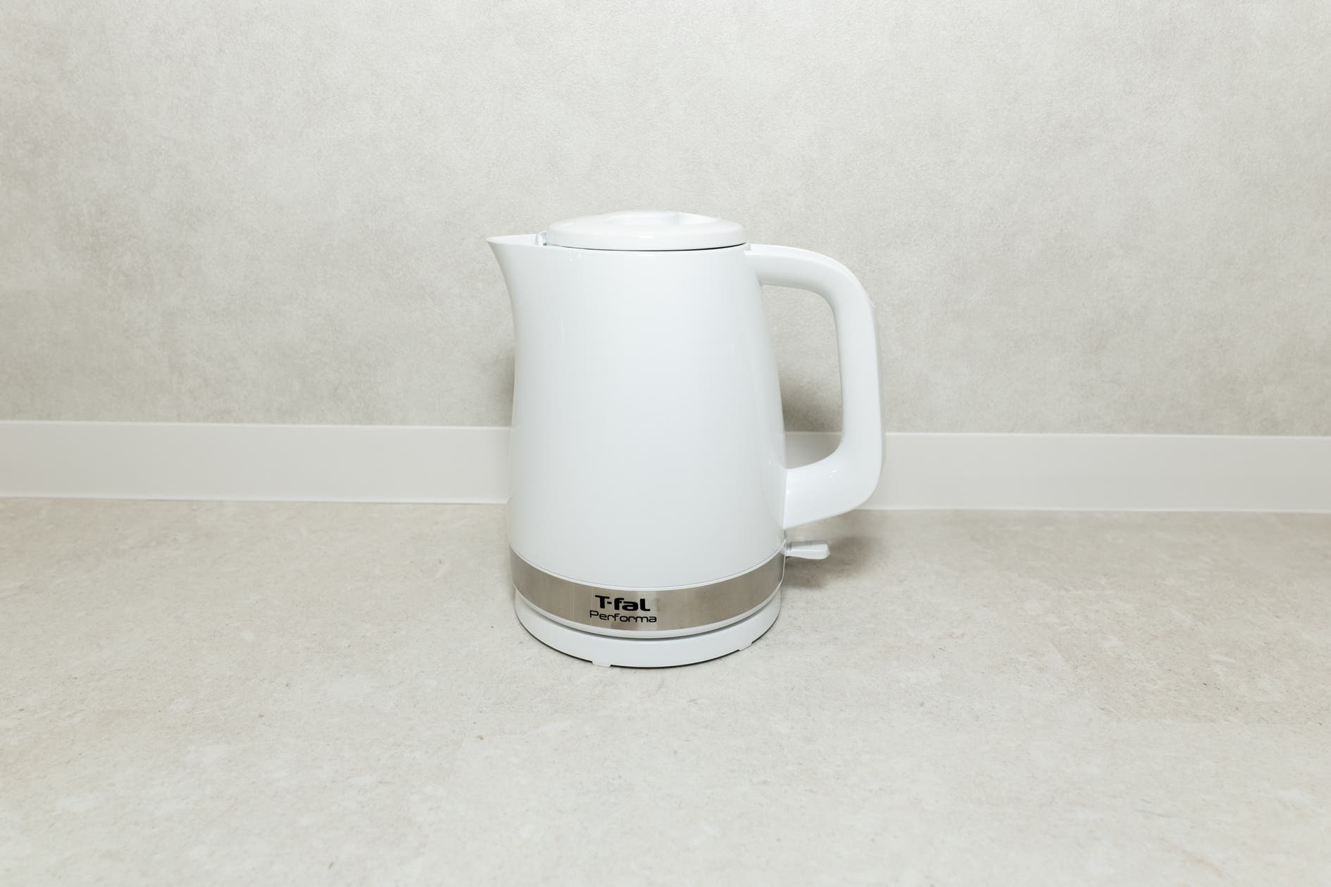 新宿駅3分🚃24H/最大32名着席🎉電動大型スクリーン🎬映画・大人気ゲーム機が大迫力🎮おしゃれなケータリング♪の写真22