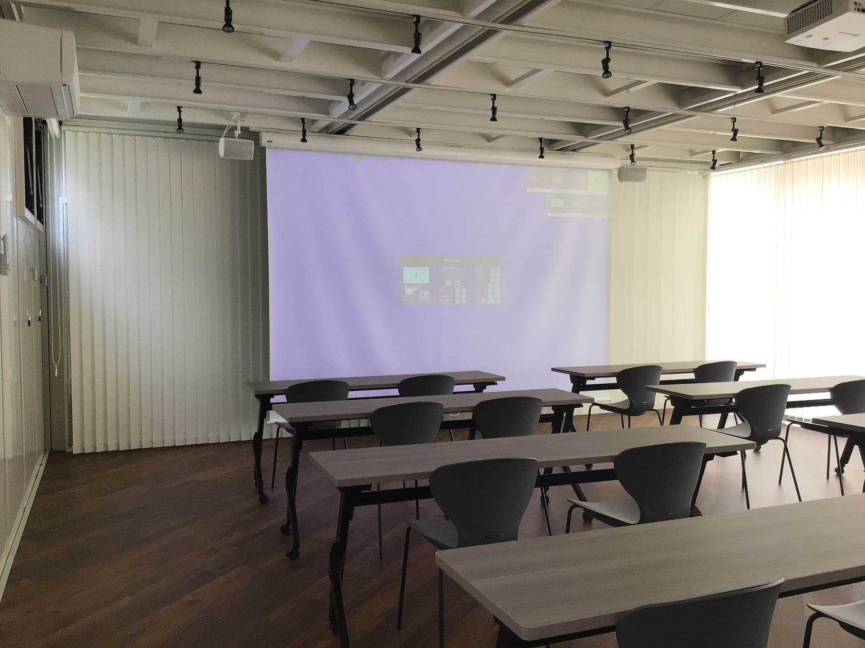 【Community】✨U-SPACE盛岡店✨大鏡やプロジェクターなどが充実しています♪Wi-Fi/盛岡市の写真6