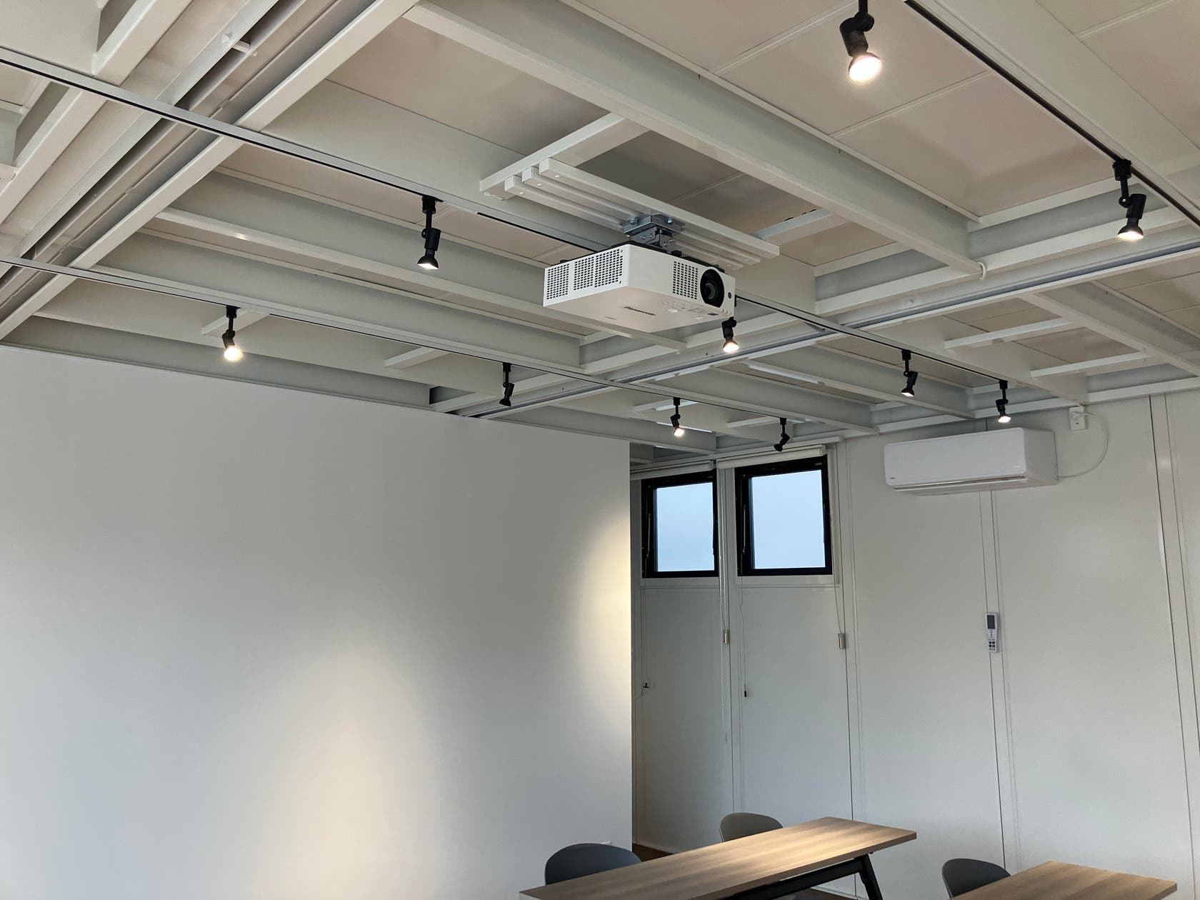 【Community】✨U-SPACE盛岡店✨大鏡やプロジェクターなどが充実しています♪Wi-Fi/盛岡市の写真13