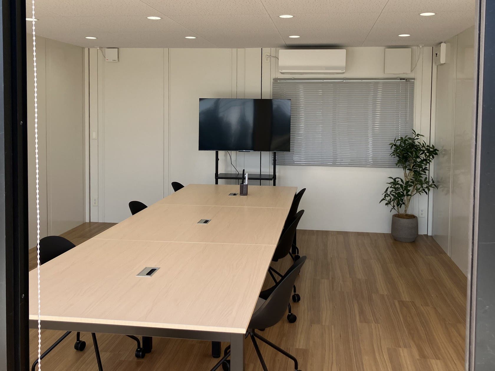 【Meeting】✨U-SPACE奥州北店✨会議や打ち合わせにぴったりのオフィススペースです♪Wi-Fi/金ケ崎町の写真6