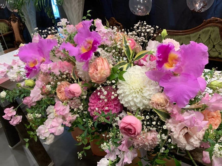 非日常なフラワー空間！！　パーティー・オフ会・女子会・誕生日会・ママ会・動画撮影・推し活・会議利用などの写真5