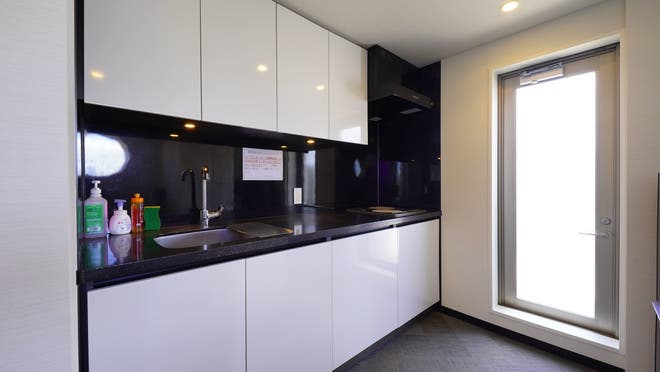 屋上【新宿三丁目駅8分】撮影やパーティーで使える屋上テラス付きスペース!WiFi・電源あり♪の写真12