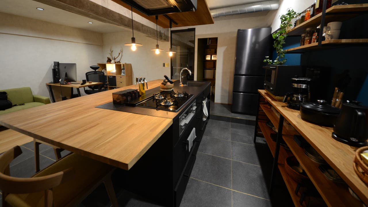 【駅徒歩6分/駐車場有/レンタルキッチン】食器や調理器具も充実！パーティーや撮影に使える多目的スペースの写真4