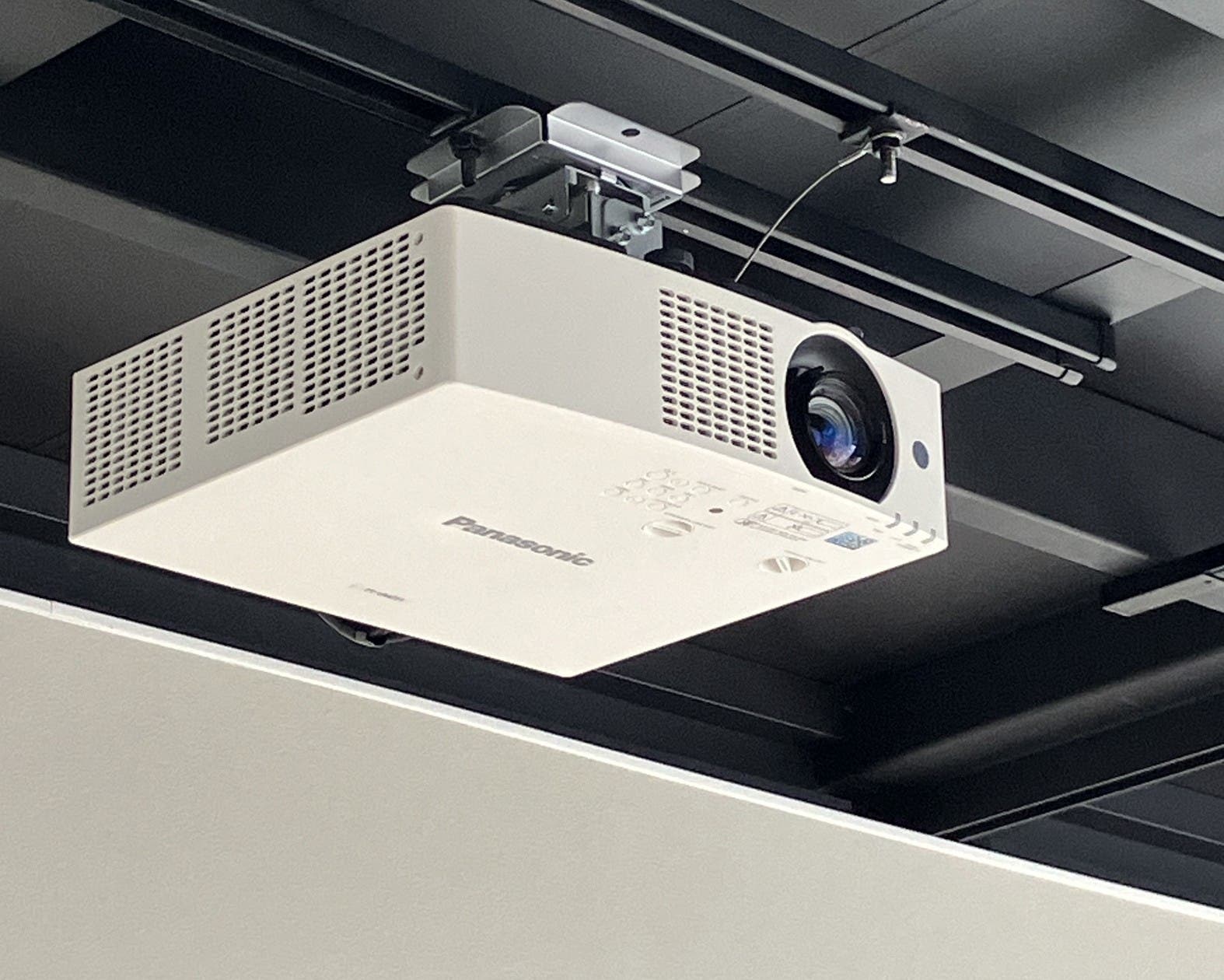 【Community】✨U-SPACE一関店✨大鏡やプロジェクターなどが充実しています♪Wi-Fi/一関市の写真16