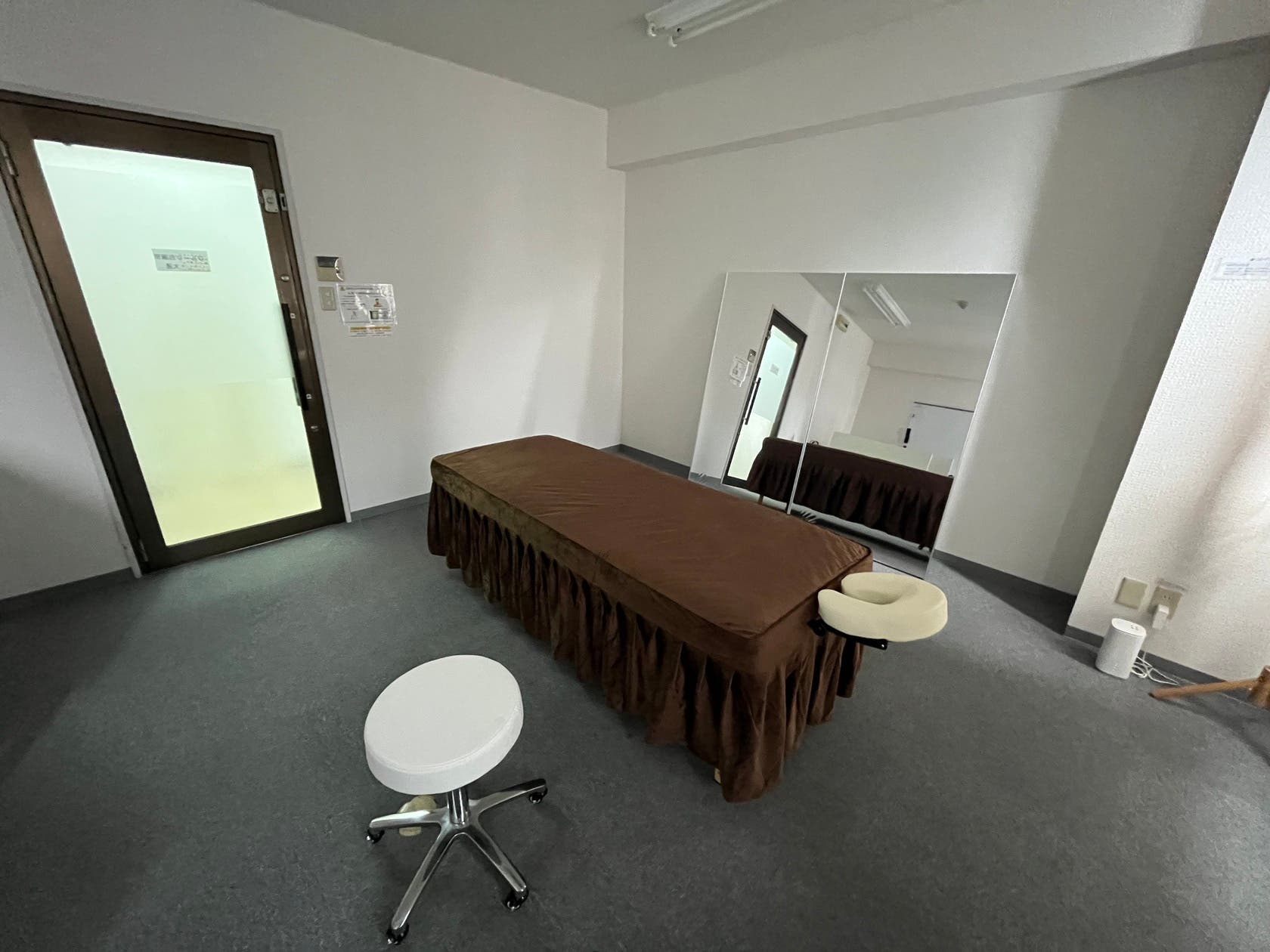 ＜フルーツ会議室🍋大通＞【室内動画】⭐️ｲﾝﾎﾞｲｽ対応⭐️50㌅TV⭐️大鏡⭐️飲食可⭐️ﾊﾟｰﾃｨ・ｻﾛﾝ整体の写真12