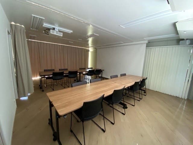 【Community】✨U-SPACE佐賀店✨大鏡やプロジェクターなどが充実しています♪Wi-Fi/佐賀市の写真3