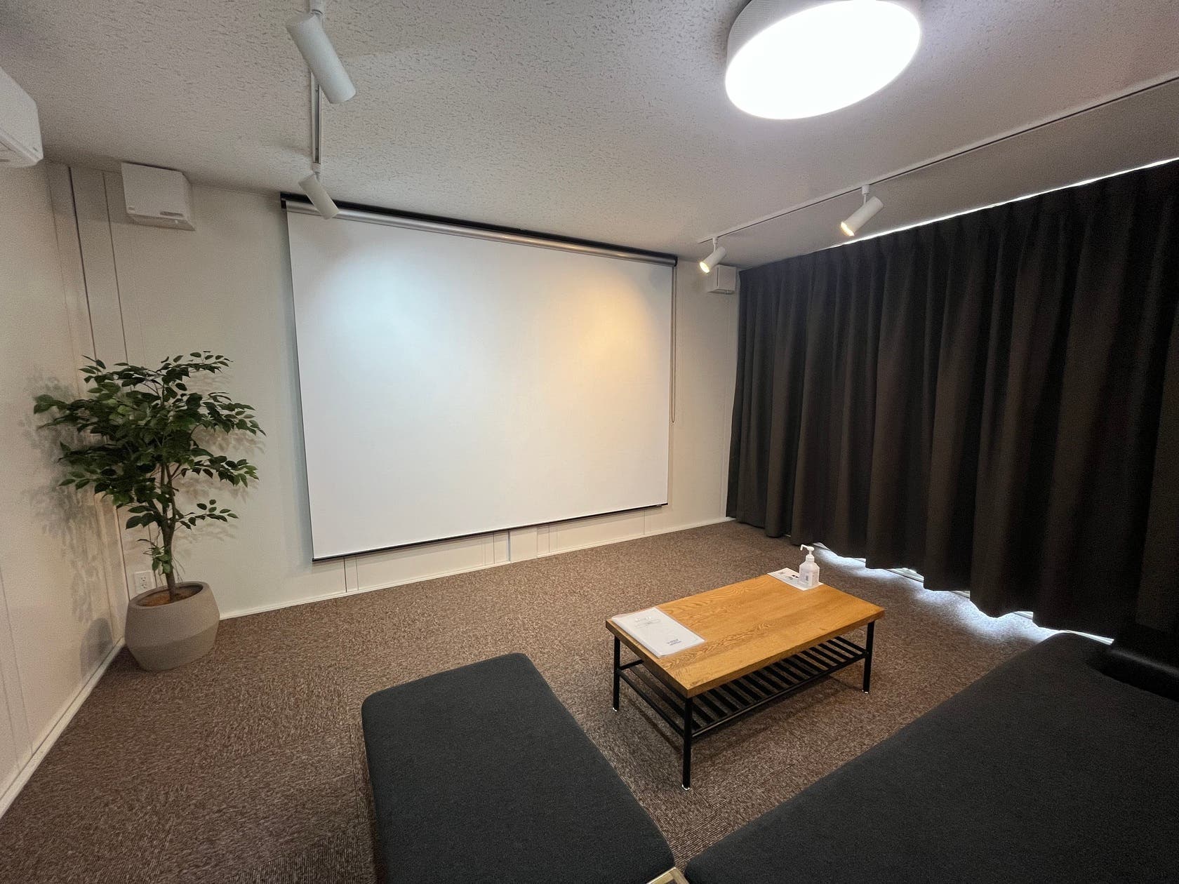 【Living1】✨U-SPACE郡山中央店✨リビングのようにくつろげるスペースです♪Wi-Fi/郡山市の写真9