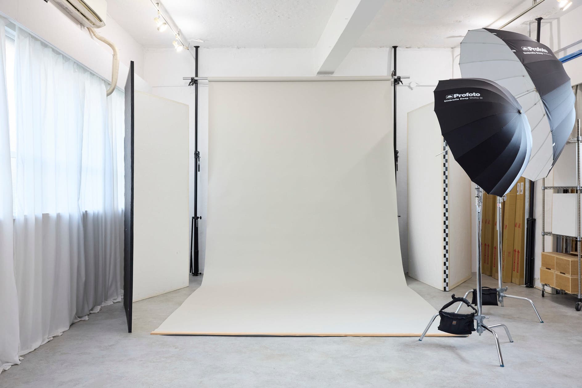 天満駅徒歩1分/天井高3.4m/自然光の綺麗なレンタルスペース、撮影スタジオの写真19