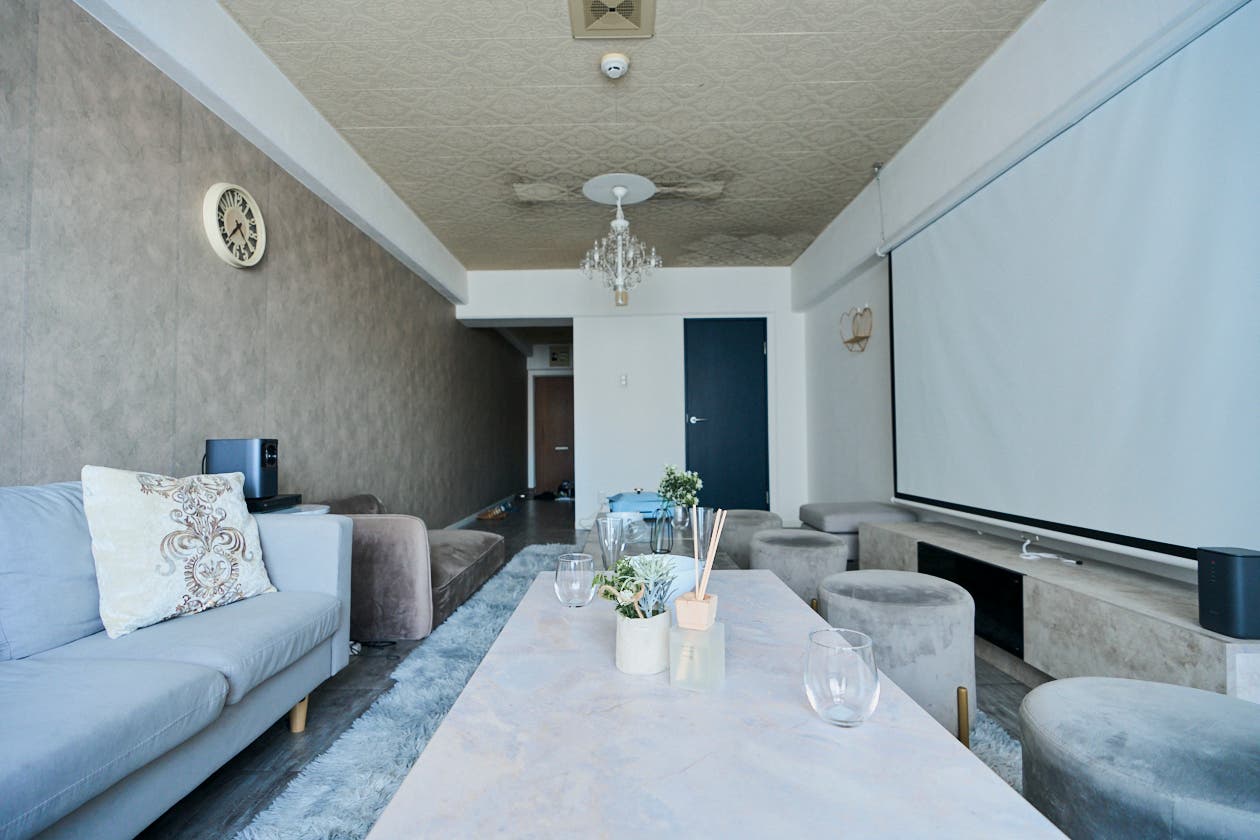 大人気エリア🉐50%割引🎊駅徒歩5分🚉大型スクリーン💫🍷女子会🍰推し活💞撮影📸デート👫鍋パ🍲歓迎会の写真22