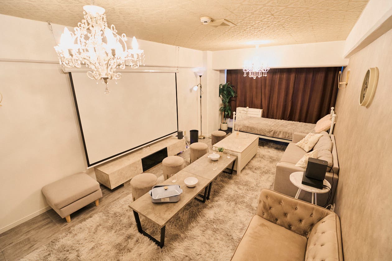 大人気エリア🉐50%割引🎊駅徒歩5分🚉大型スクリーン💫🍷女子会🍰推し活💞撮影📸デート👫鍋パ🍲歓迎会の写真7