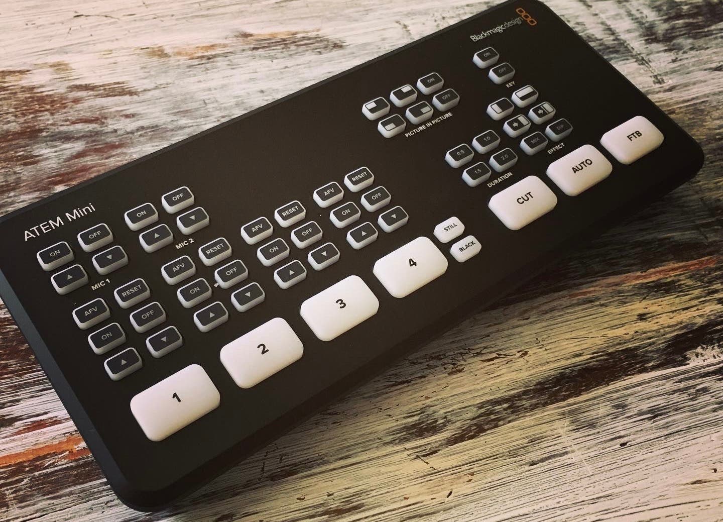 Blackmagic Designライブプロダクションスイッチャーの画像1