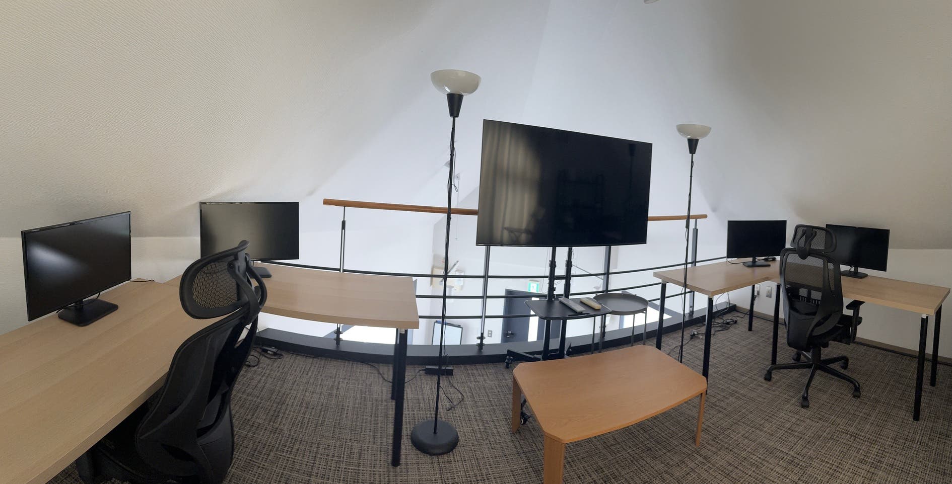 【青砥駅前のプレミアムスペース】55平米、最大16名まで利用可能な広々空間　（ビジネスとパーティでの利用比率はほぼ半々です）の写真20