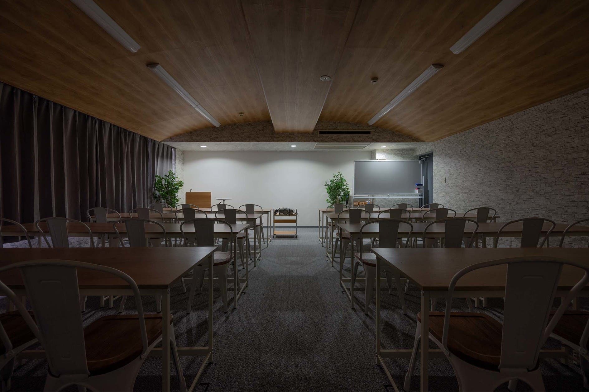 水道橋駅徒歩10秒/最大36名/会議室/セミナー/懇親会/ボードゲームの写真18