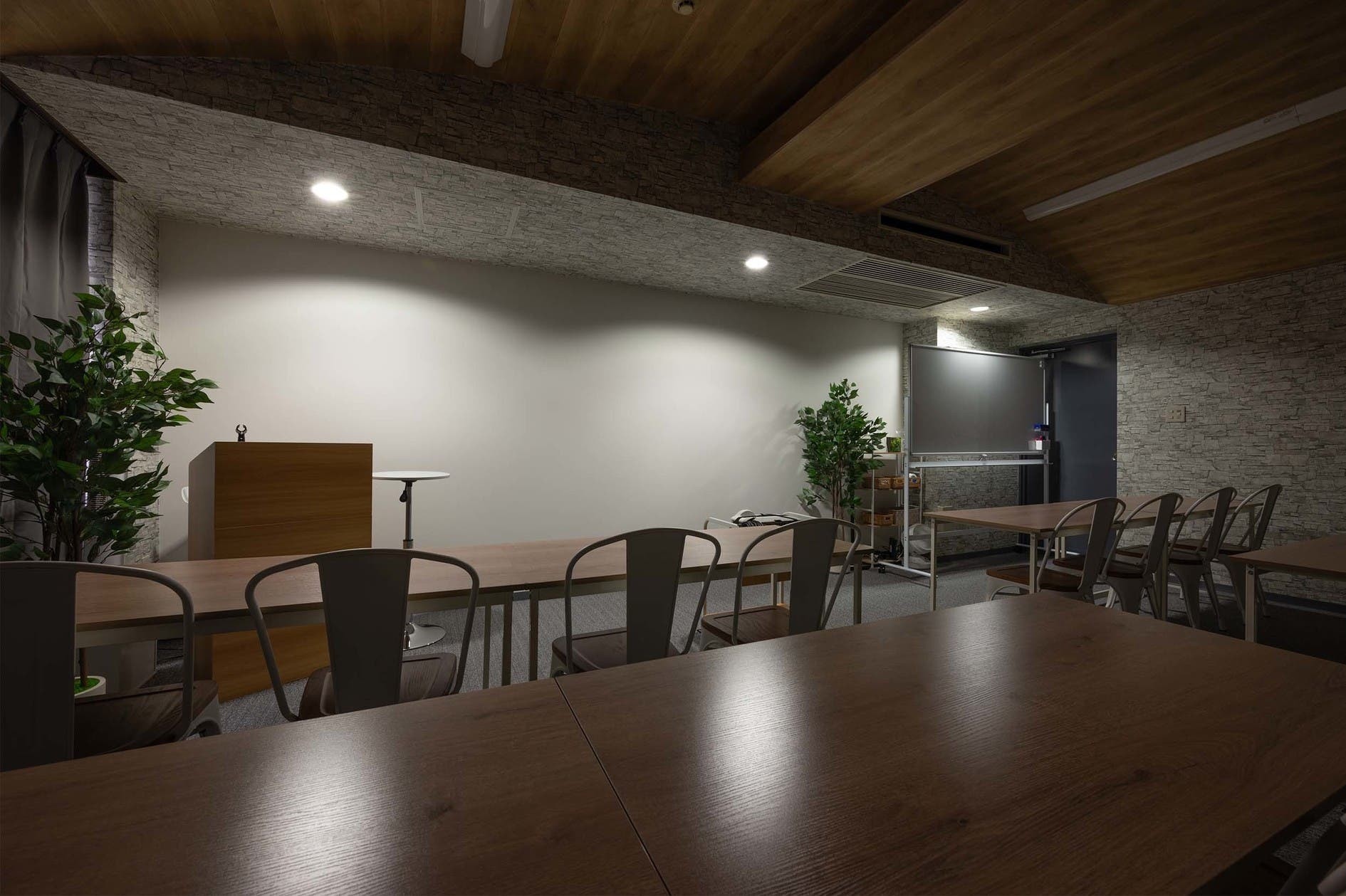 水道橋駅徒歩10秒/最大36名/会議室/セミナー/懇親会/ボードゲームの写真20