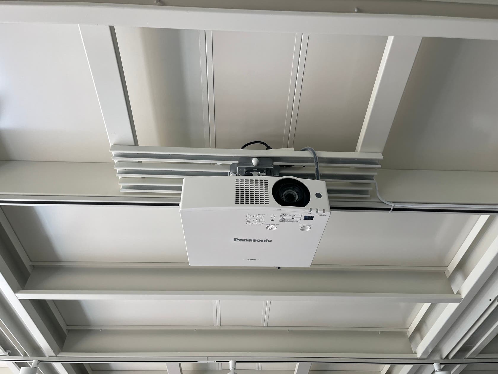 【Community】✨U-SPACE郡山中央店✨大鏡やプロジェクターなどが充実しています♪Wi-Fi/郡山市の写真23