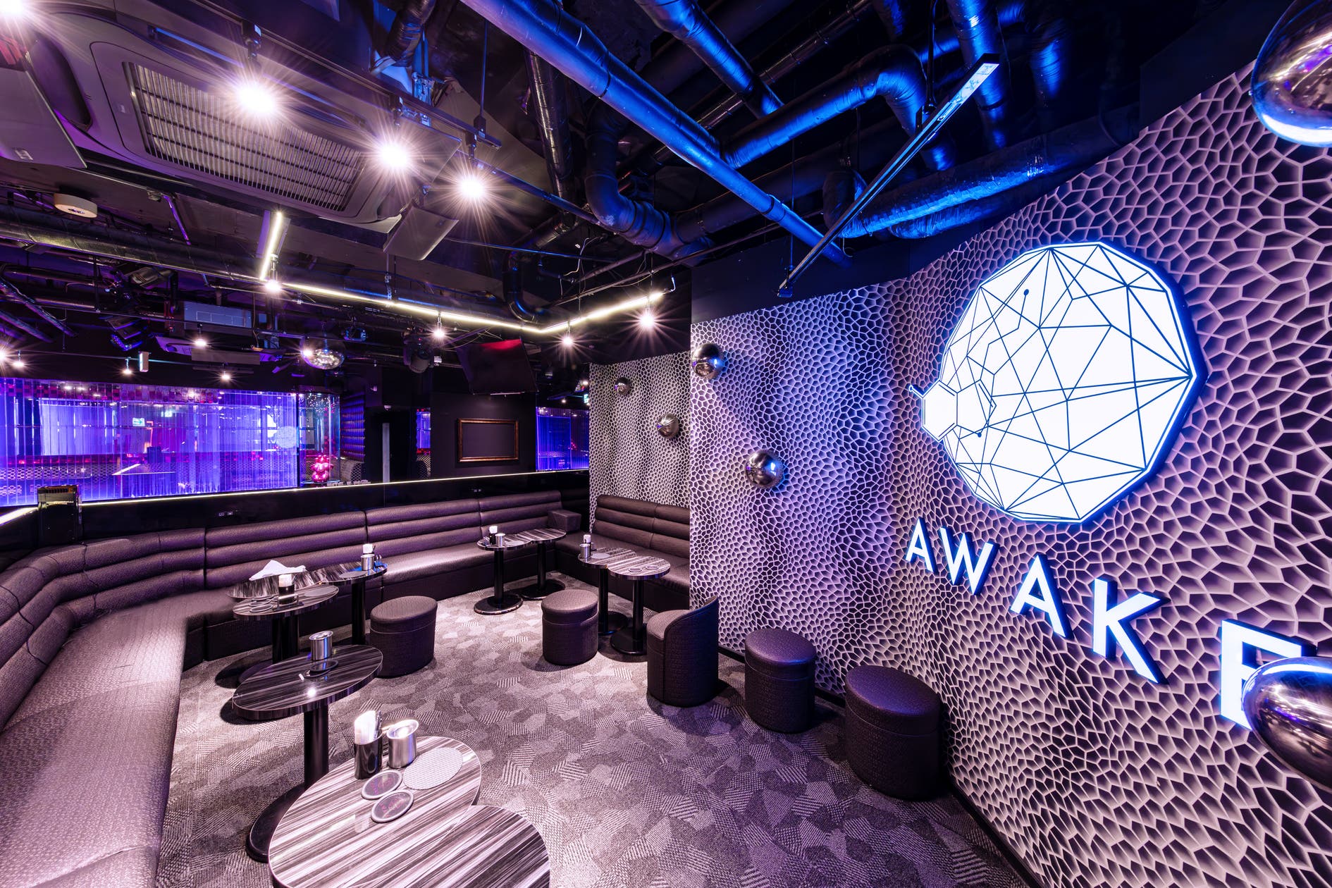 🌟格安利用キャンペーン実施中🌟【新宿三丁目駅徒歩7分】本格的な音響機材のクラブのようなホストクラブ/撮影・イベントで利用可能の写真9