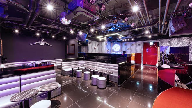 🌟格安利用キャンペーン実施中🌟【新宿三丁目駅徒歩7分】本格的な音響機材のクラブのようなホストクラブ/撮影・イベントで利用可能の写真7