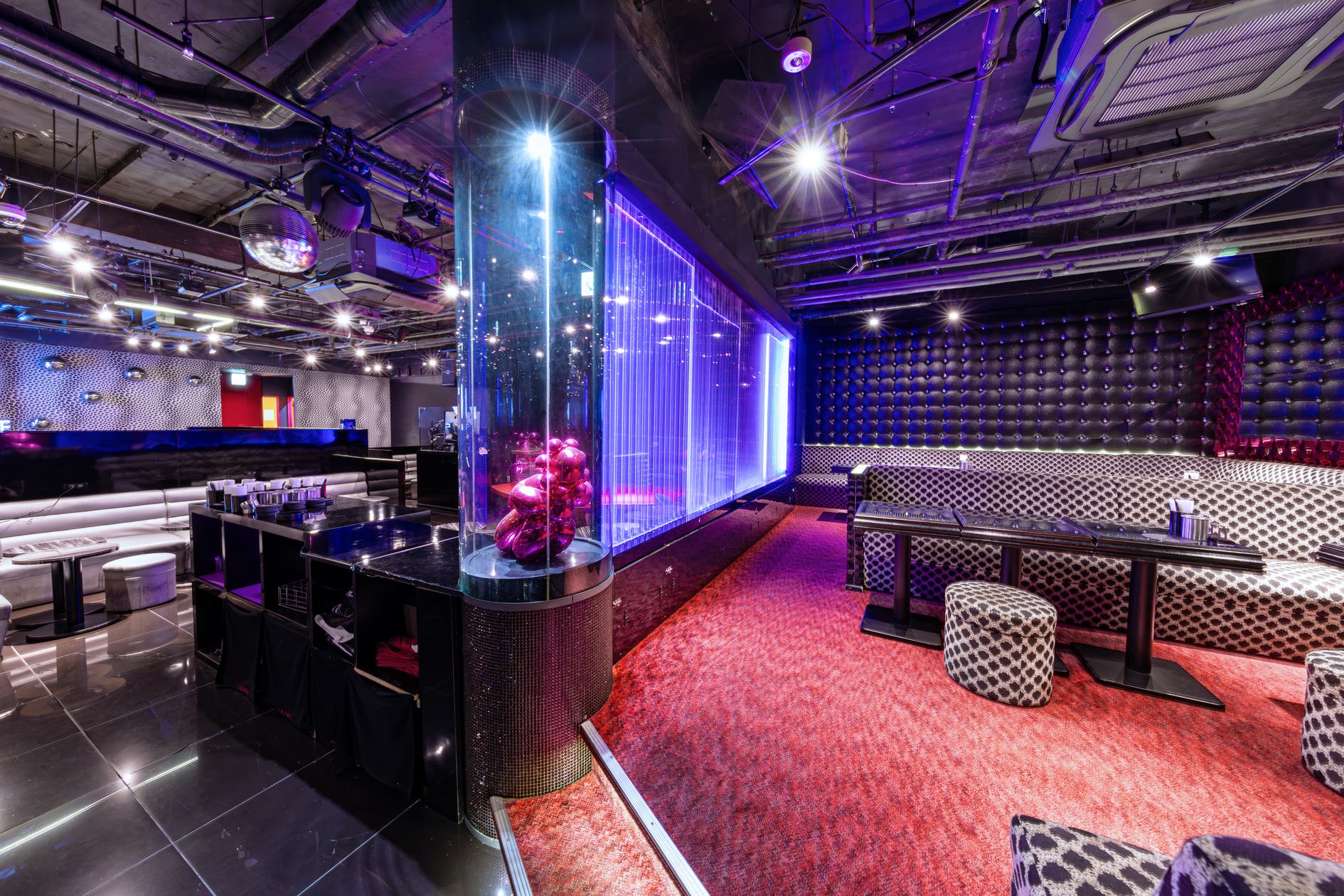 🌟格安利用キャンペーン実施中🌟【新宿三丁目駅徒歩7分】本格的な音響機材のクラブのようなホストクラブ/撮影・イベントで利用可能の写真5