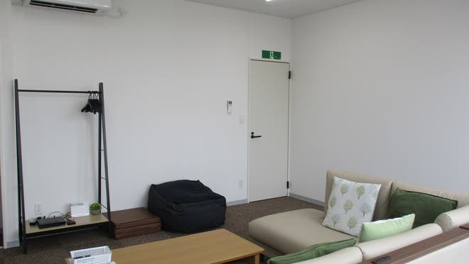 【Living3】✨U-SPACE仙台宮城野店✨映画鑑賞や打ち合わせスペースとしてご利用いただけます♪Wi-Fi/仙台市宮城野区の写真3