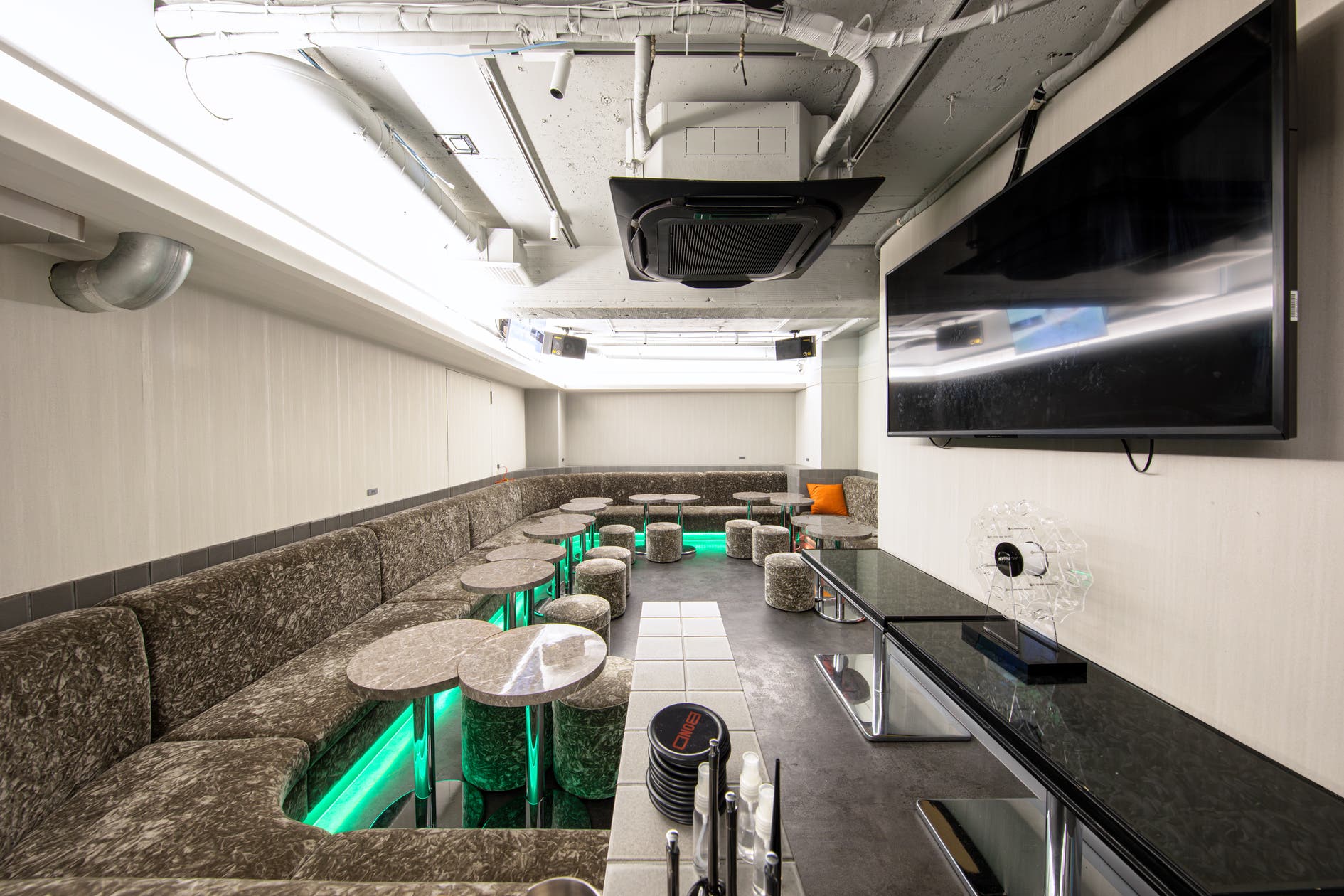 🌟格安利用キャンペーン実施中🌟【東新宿駅徒歩7分】拡大移転したホストクラブ！シックな内装です。/撮影・イベント等でご利用可能の写真9