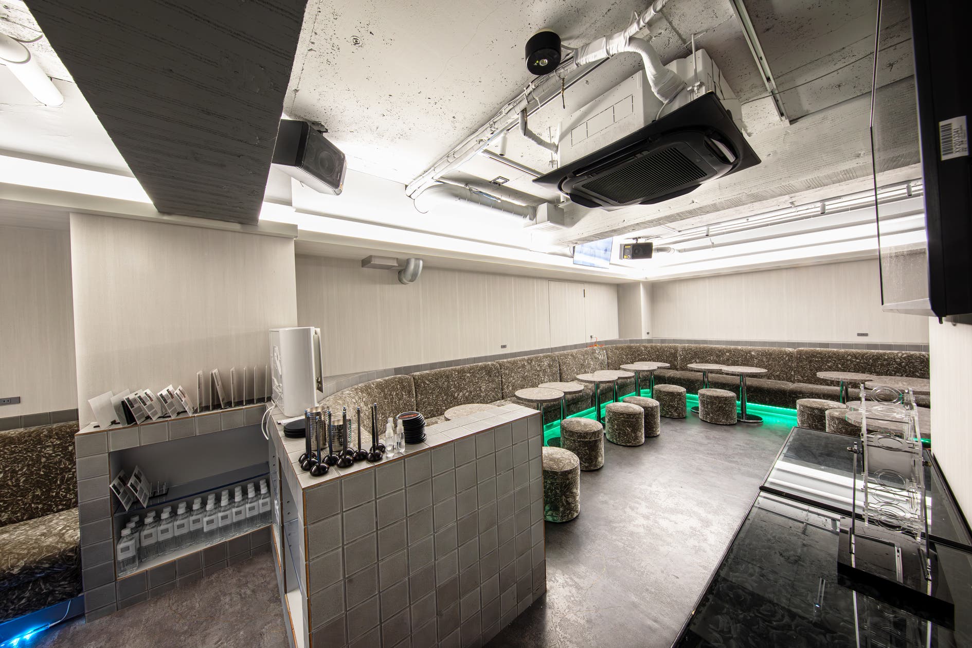 🌟格安利用キャンペーン実施中🌟【東新宿駅徒歩7分】拡大移転したホストクラブ！シックな内装です。/撮影・イベント等でご利用可能の写真10