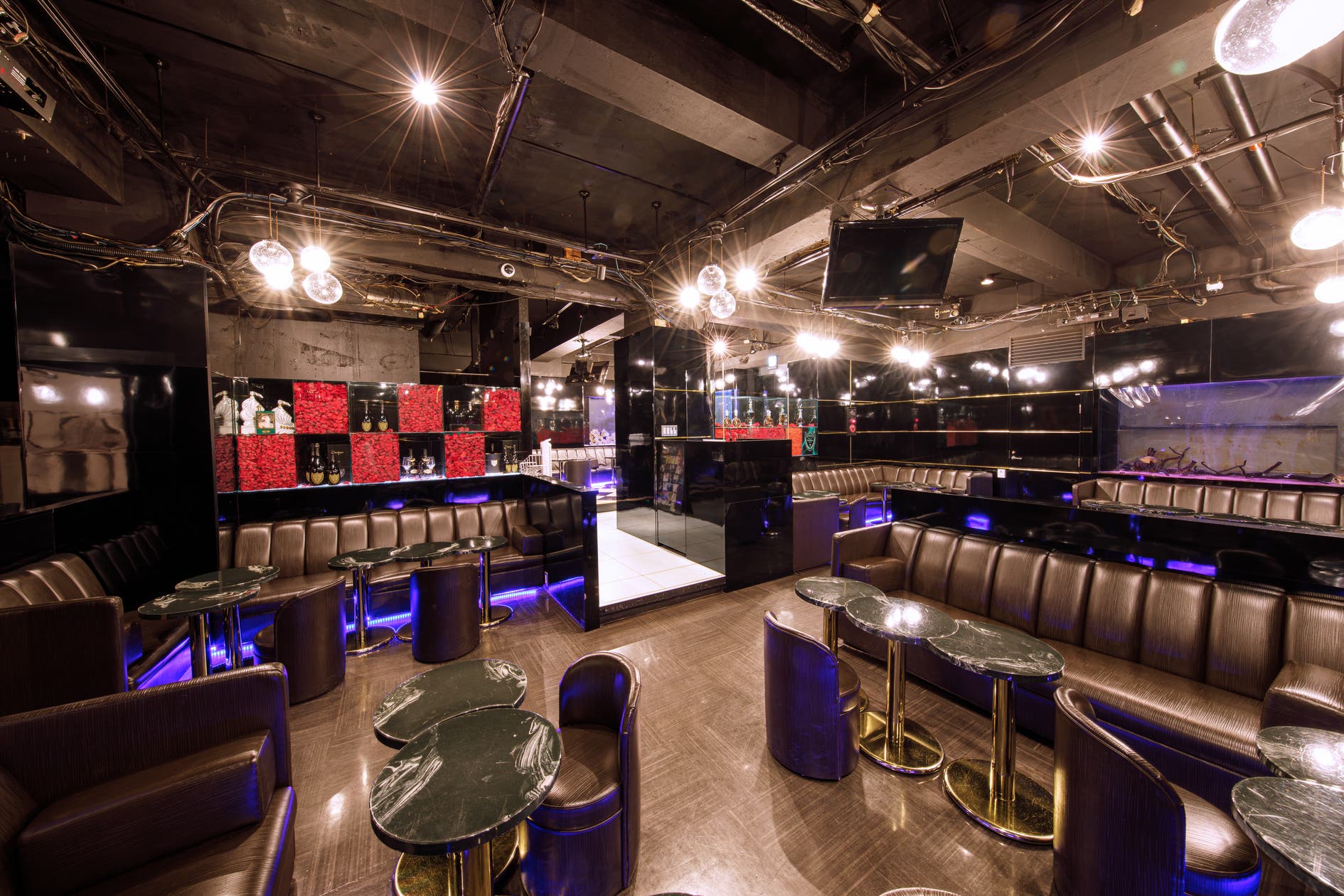 🌟格安利用キャンペーン実施中🌟【東新宿駅徒歩7分】黒で統一、洗練されたホストクラブ/撮影・イベントで利用可能の写真7