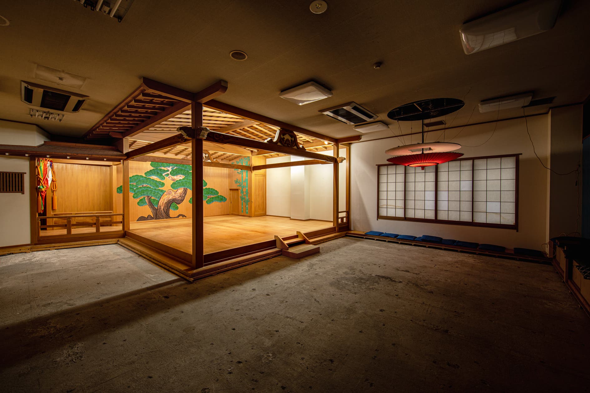 🌟格安利用キャンペーン実施中🌟【東新宿駅徒歩3分】歌舞伎町に佇む歴史ある能舞台/撮影・イベント等でご利用可能の写真6
