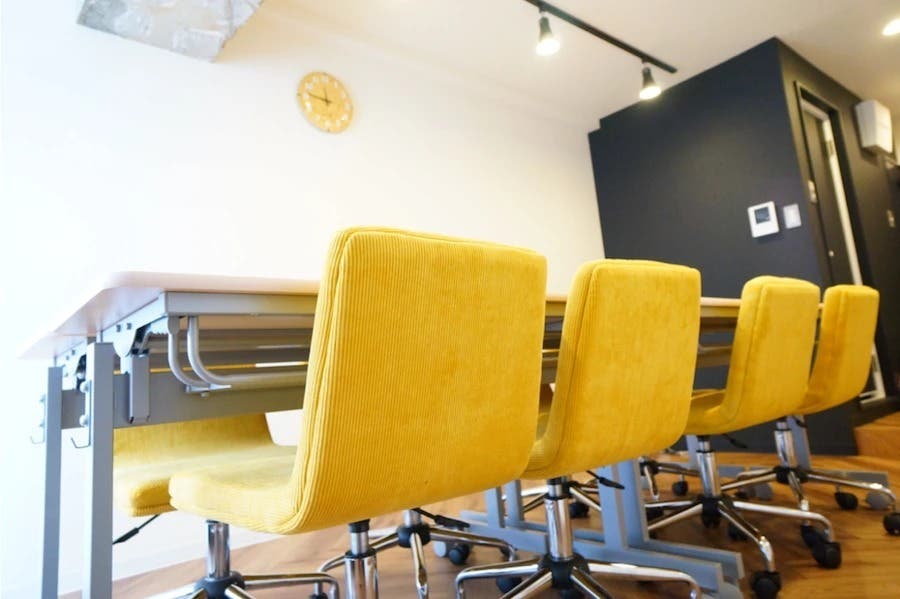 道玄坂・10名収容 設備無料貸出/プロジェクタ！/会議/作業場所/商談/セミナーの写真5