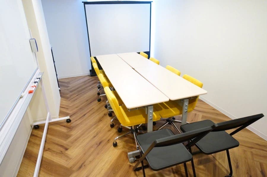 道玄坂・10名収容 設備無料貸出/プロジェクタ！/会議/作業場所/商談/セミナーの写真6