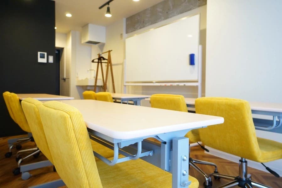 道玄坂・10名収容 設備無料貸出/プロジェクタ！/会議/作業場所/商談/セミナーの写真10