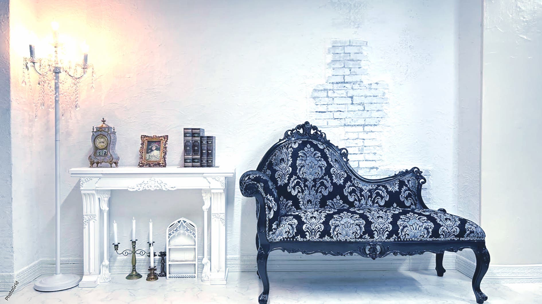 漆喰の白壁スタジオ/黒漆喰壁/ゴシック/姫系/ロココ/バロック/壁面一杯の花壁/24hの写真18