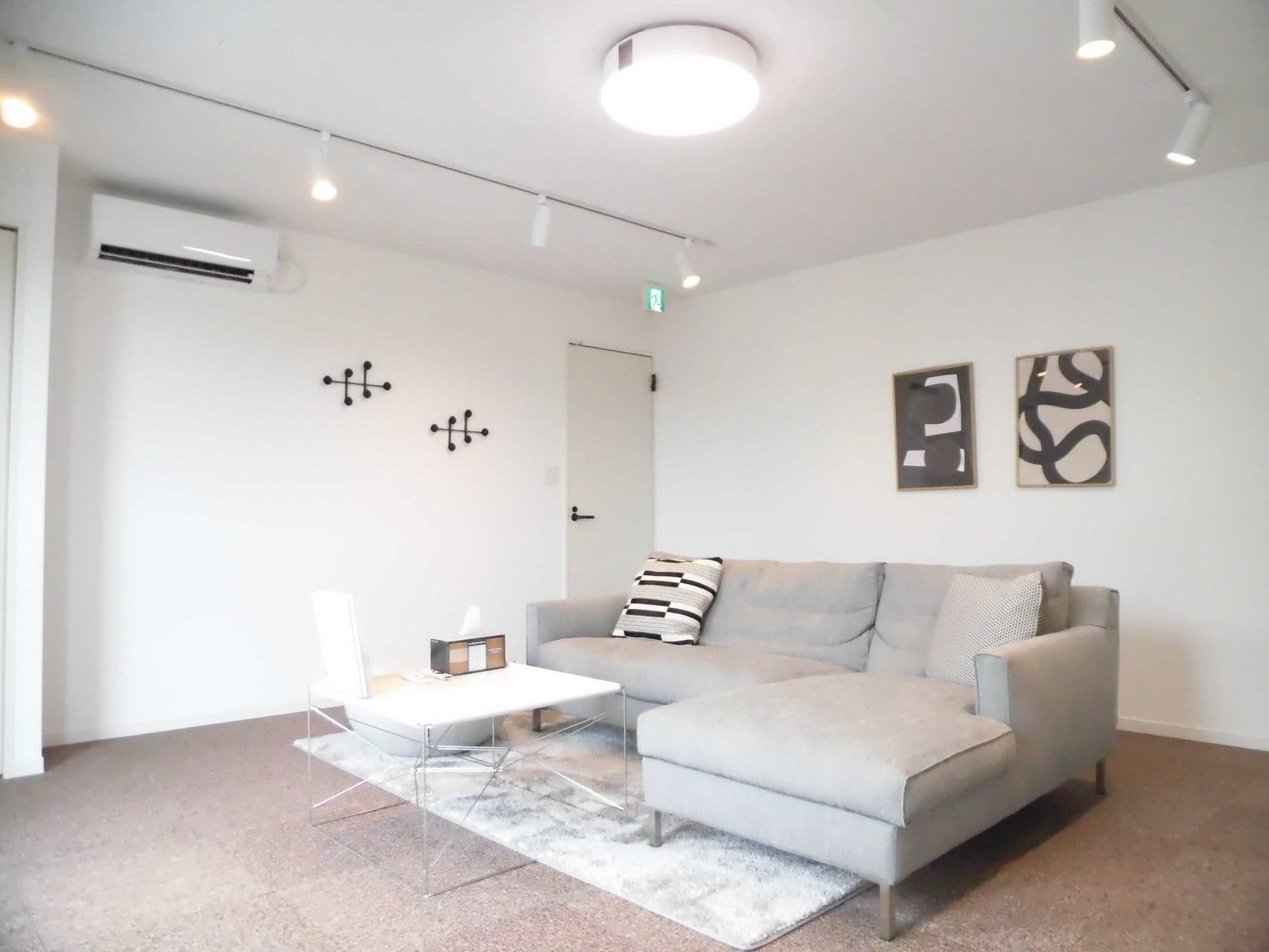 【Living】✨U-SPACE小山中央店✨映画鑑賞や打ち合わせスペースとしてもご利用いただけます♪Wi-Fi/小山市の写真2