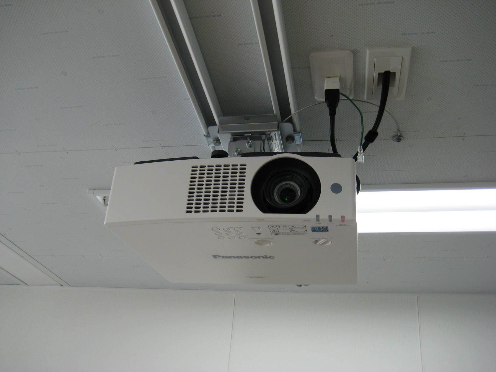 【Community】✨U-SPACE北九州店✨大鏡やプロジェクターなどが充実しています♪Wi-Fi/北九州市の写真10