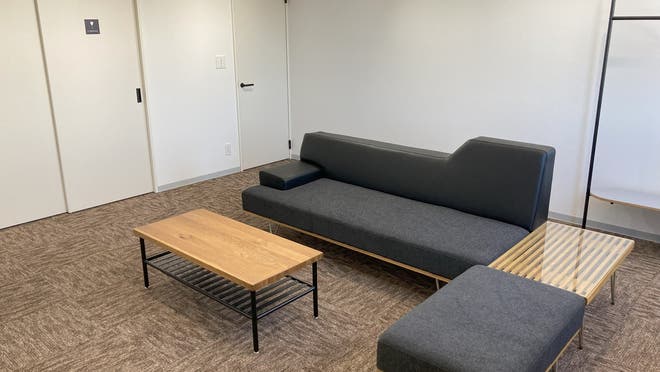 【Living】✨U-SPACE北九州店✨リビングをイメージしたちょっとした集まりに最適のスペースです♪Wi-Fi/北九州市の写真3