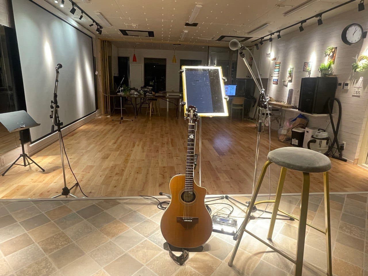 防音室(40畳 50人着席)の写真7