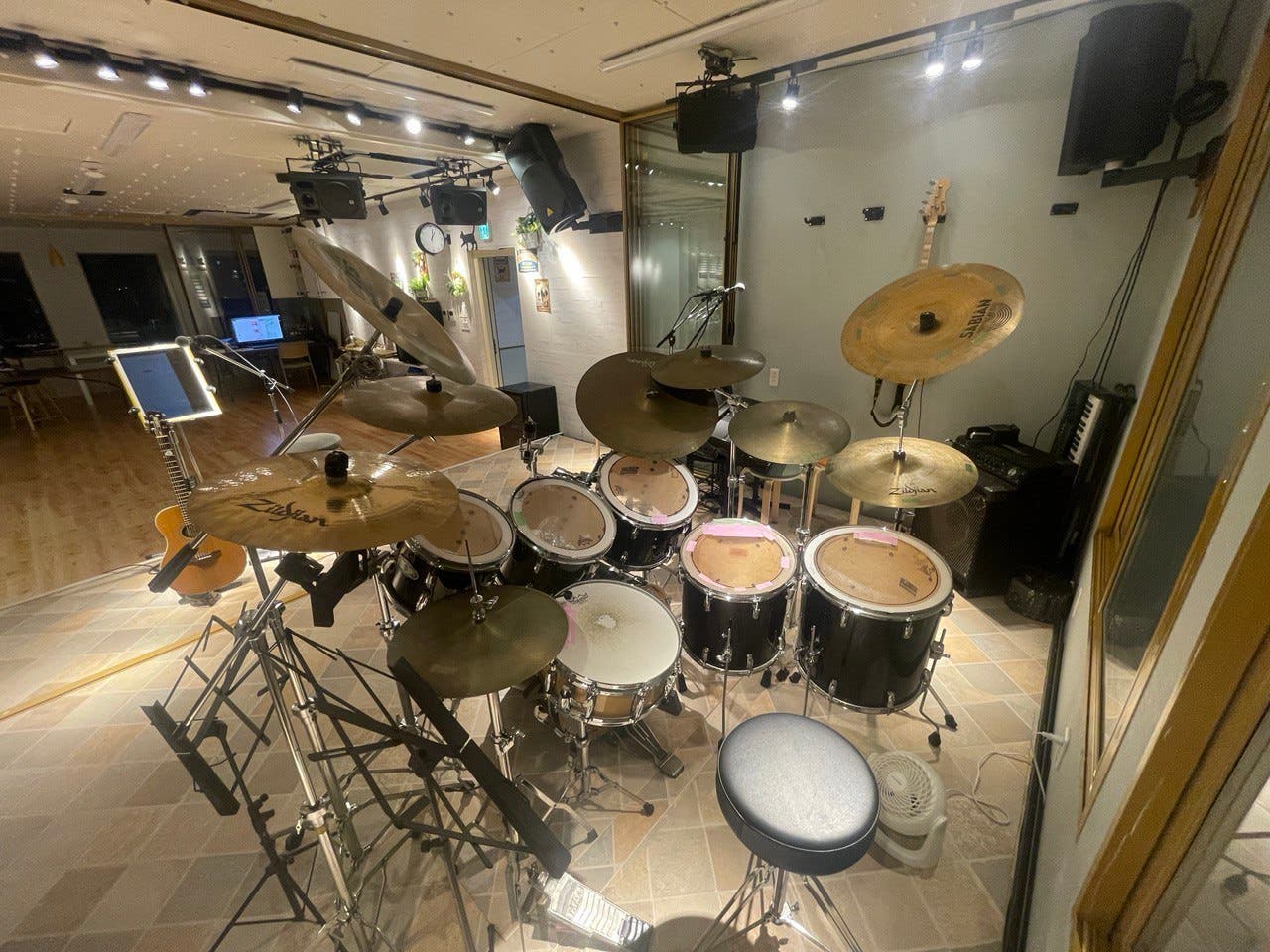 防音室(40畳 50人着席)の写真10