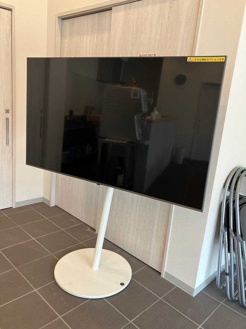 65インチモニターの画像1