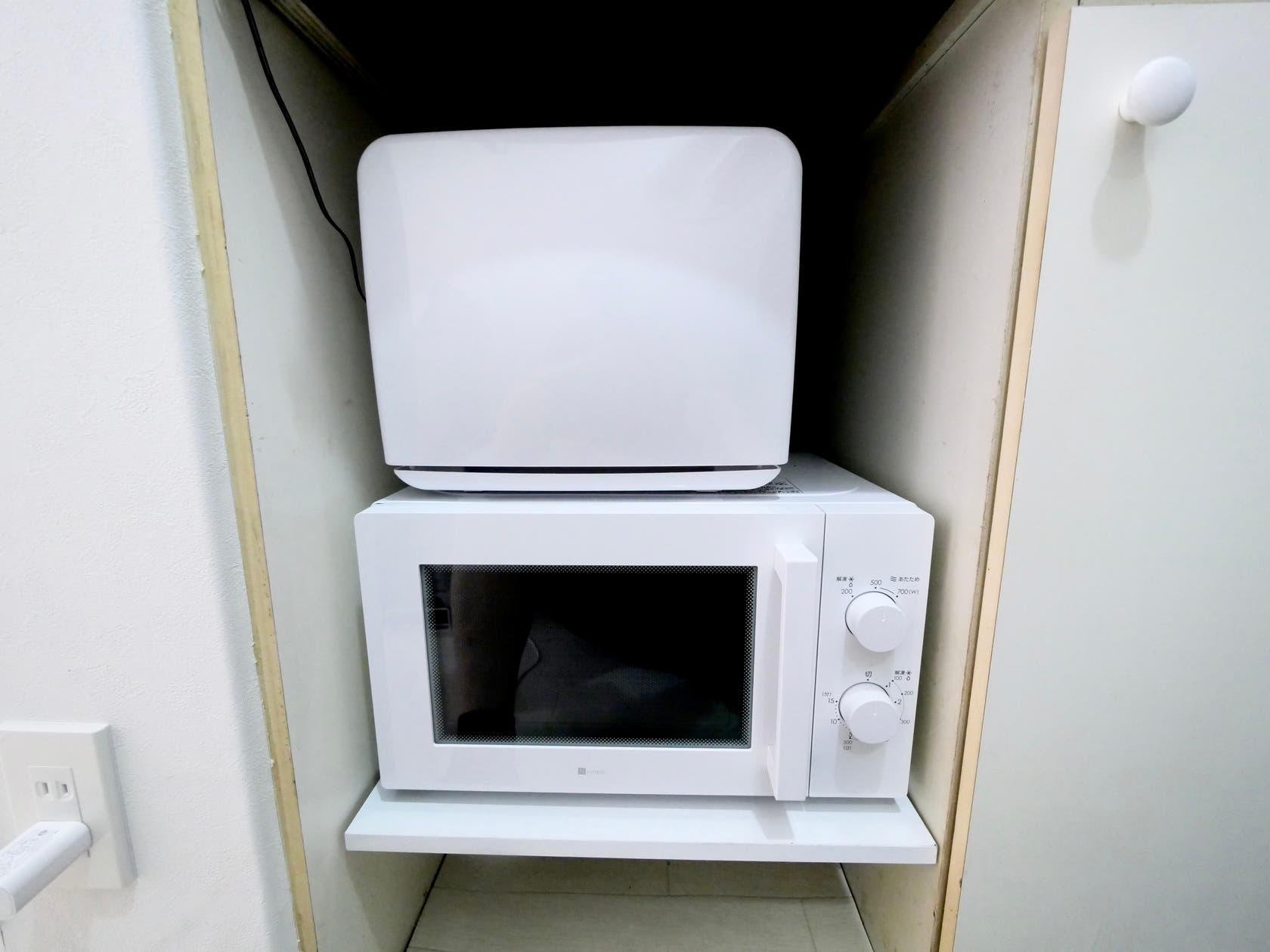 【新宿西口駅10秒】新宿駅2分の超駅近🚶｜電動昇降式ベットを完備👌｜新宿最安🉐｜洗練された清潔感のある内装｜🌱レンタルサロンの写真13